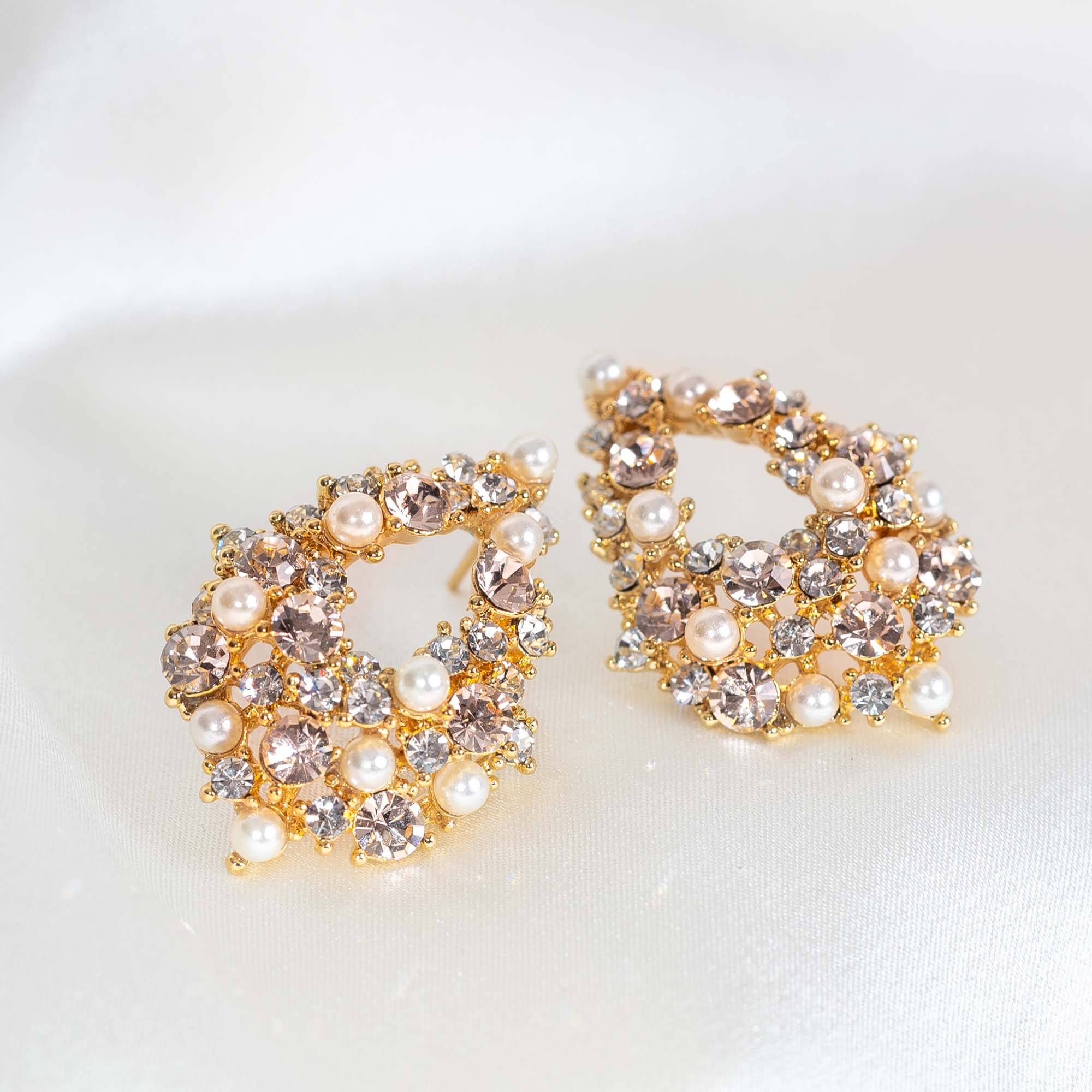 Alice pearl earrings - Ivory silk - Lily and Rose Europe